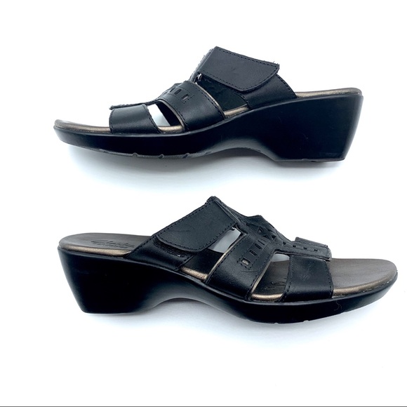 Clarks | Shoes | Clarks Bendable Black Leather Sandals | Poshmark